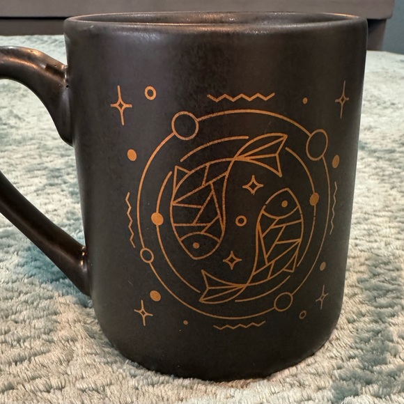 Dining | Zodiac Coffee Mug Pisces Fish Porcelain Black Gold Astrology ...